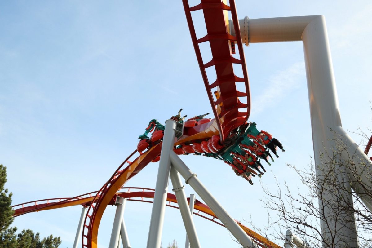 Sol Spin Construction at Knott's Berry Farm - Late March - Coaster Kings