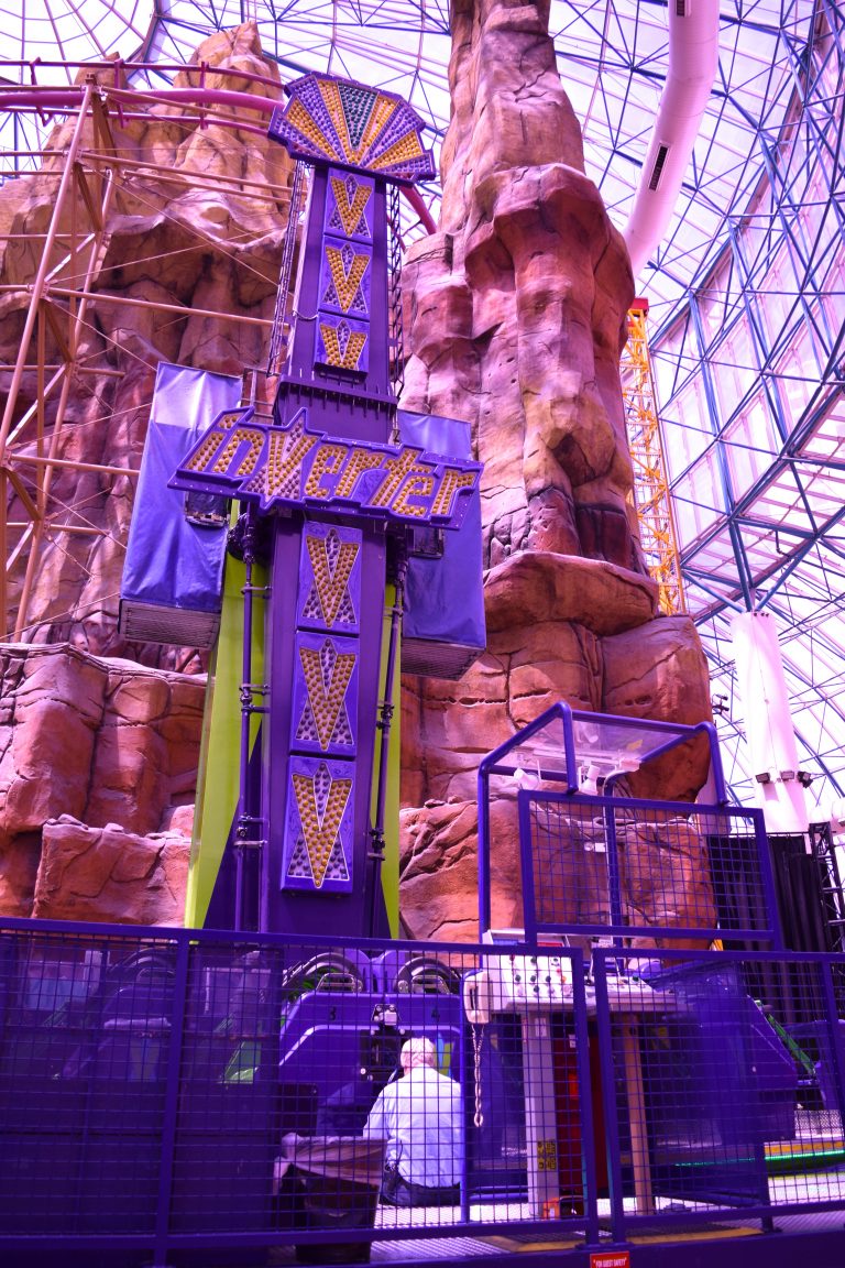 Circus Circus Las Vegas - Adventuredome and Splash Zone - Coaster Kings