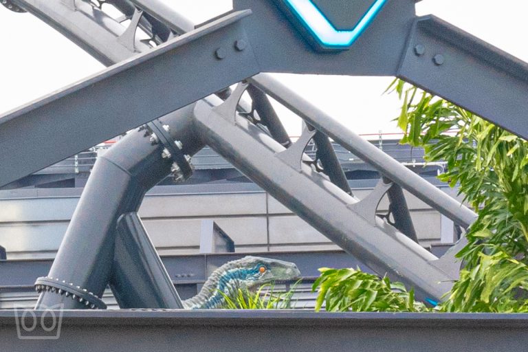 New Raptors and Long Exposure Shots - VelociCoaster Update - Coaster Kings