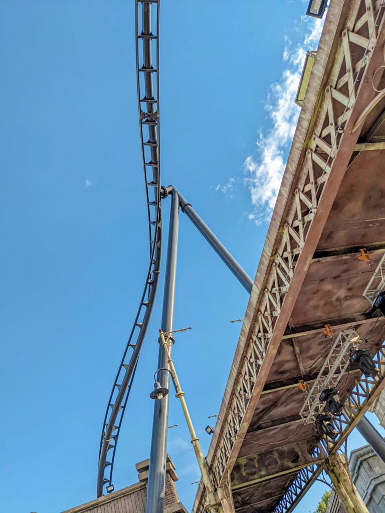 New Inversions and Airtime Moments - Parque Warner Madrid Batman ...