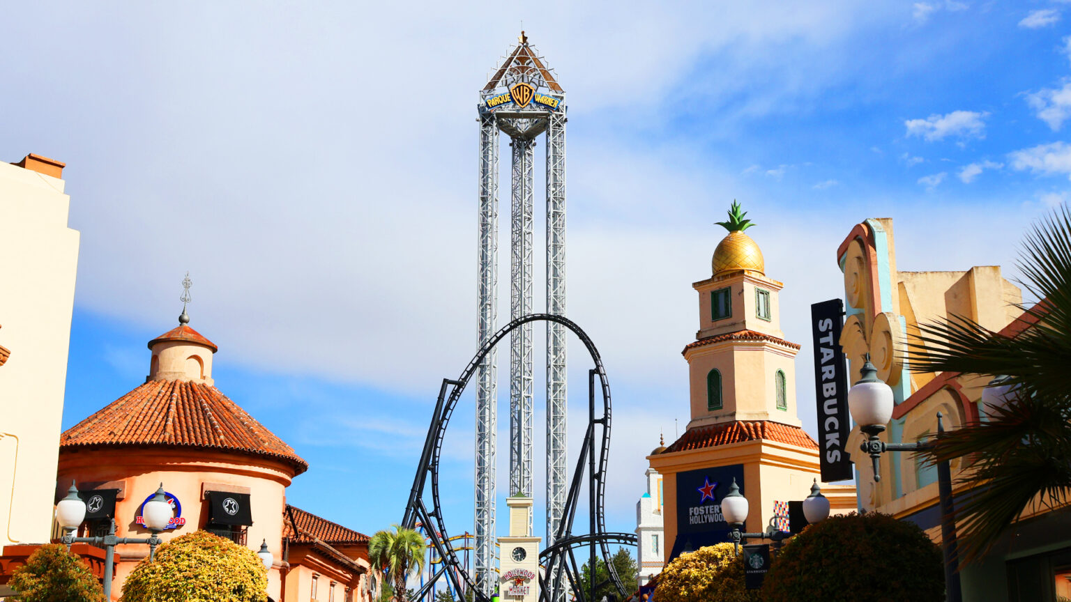 BATMAN GOTHAM CITY ESCAPE OPENING NIGHT EVENT & EXPERIENCE REVIEW (WITH ...