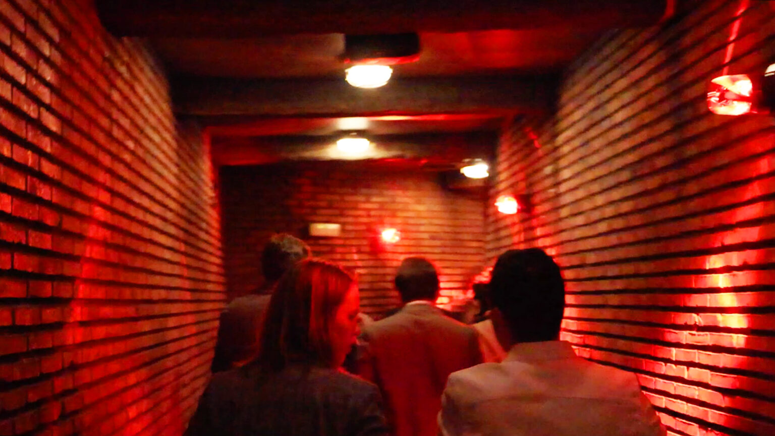 BATMAN GOTHAM CITY ESCAPE OPENING NIGHT EVENT & EXPERIENCE REVIEW (WITH ...